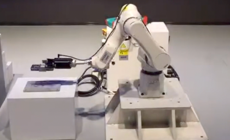 FOXCONN | DH-Robotics