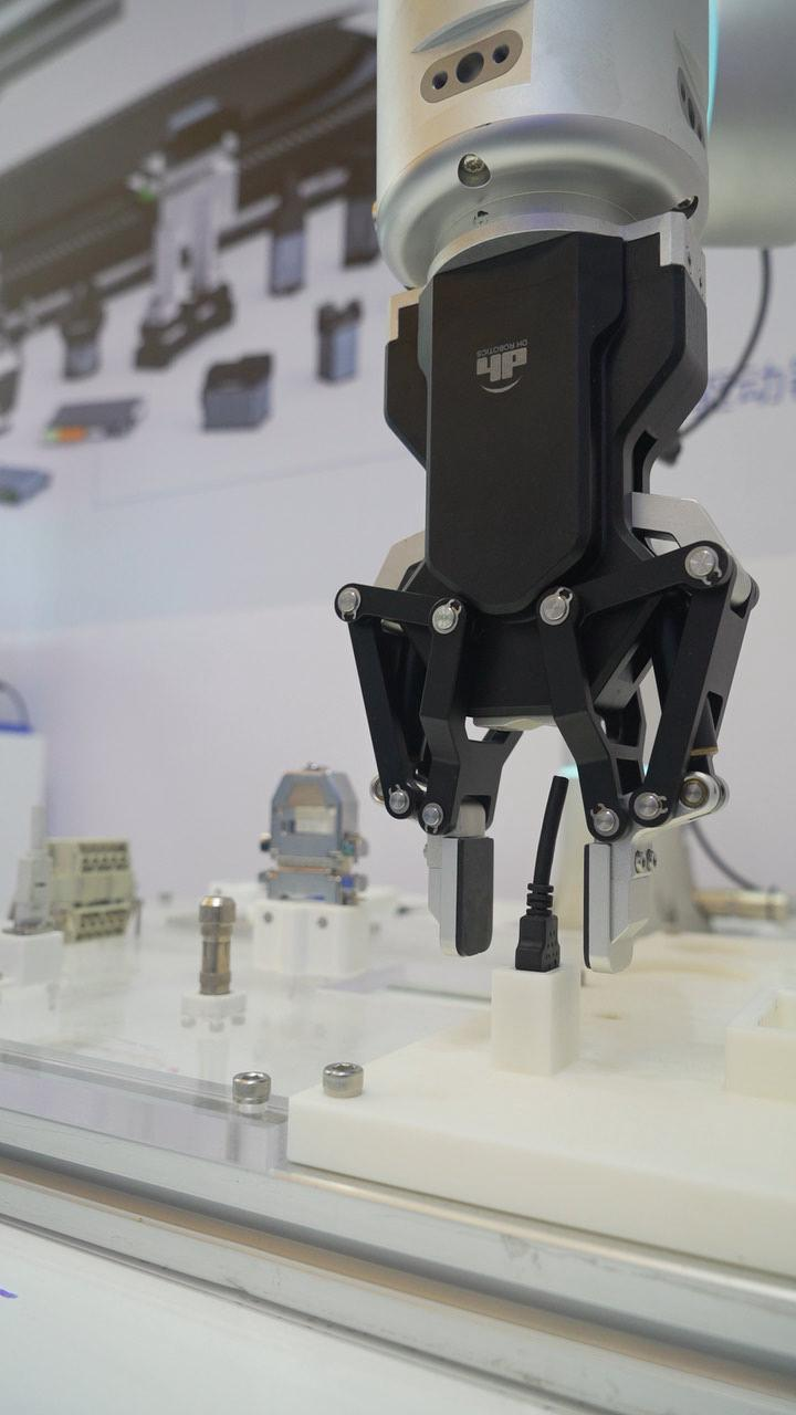 Flexible Handling Solutions: The Benefits of the AG Series Linkage-Type ...